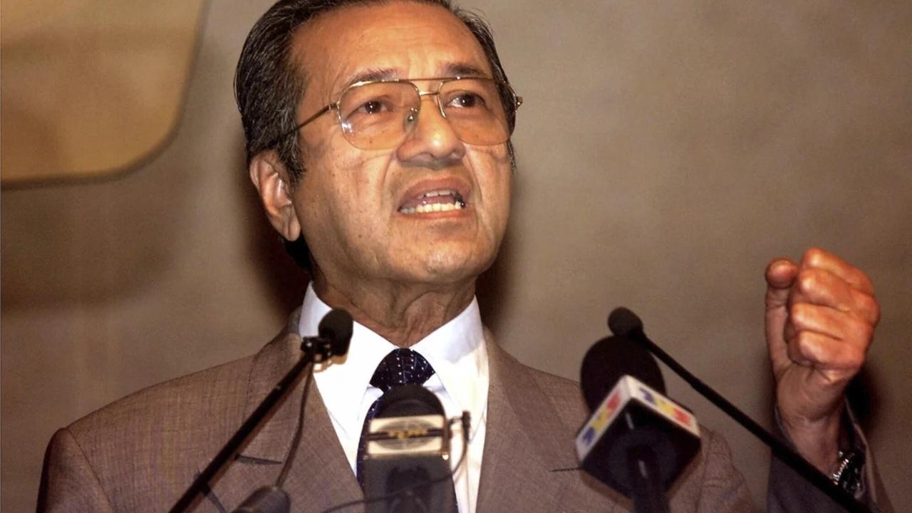 Malaysia’s Mahathir celebrates his 100th birthday