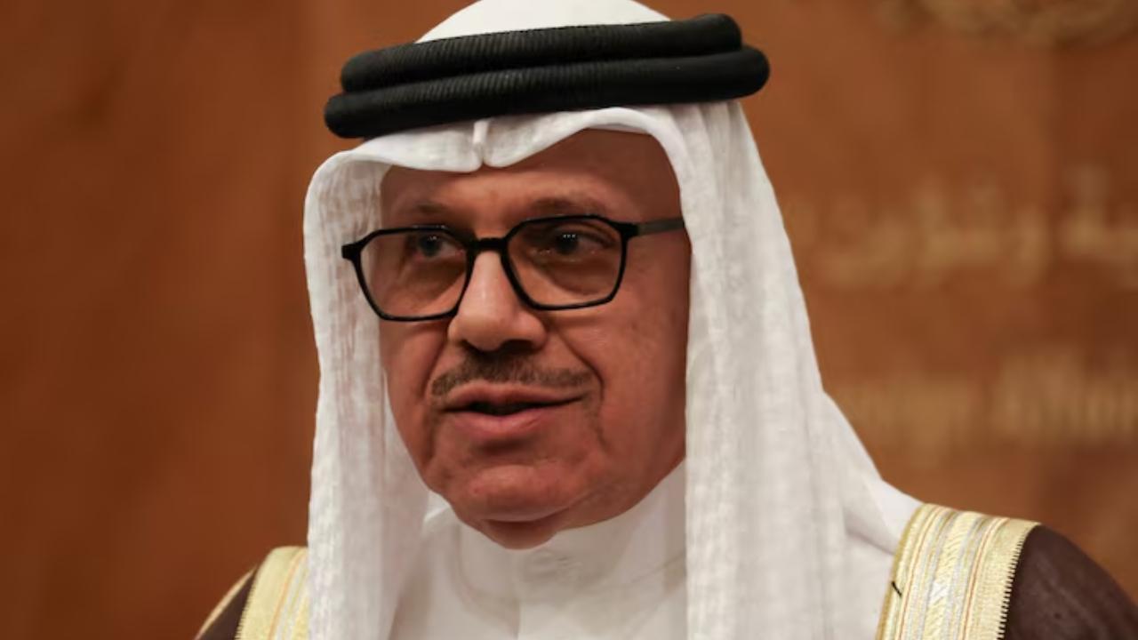 Bahrain Accepts Credentials from Israel's New Ambassador