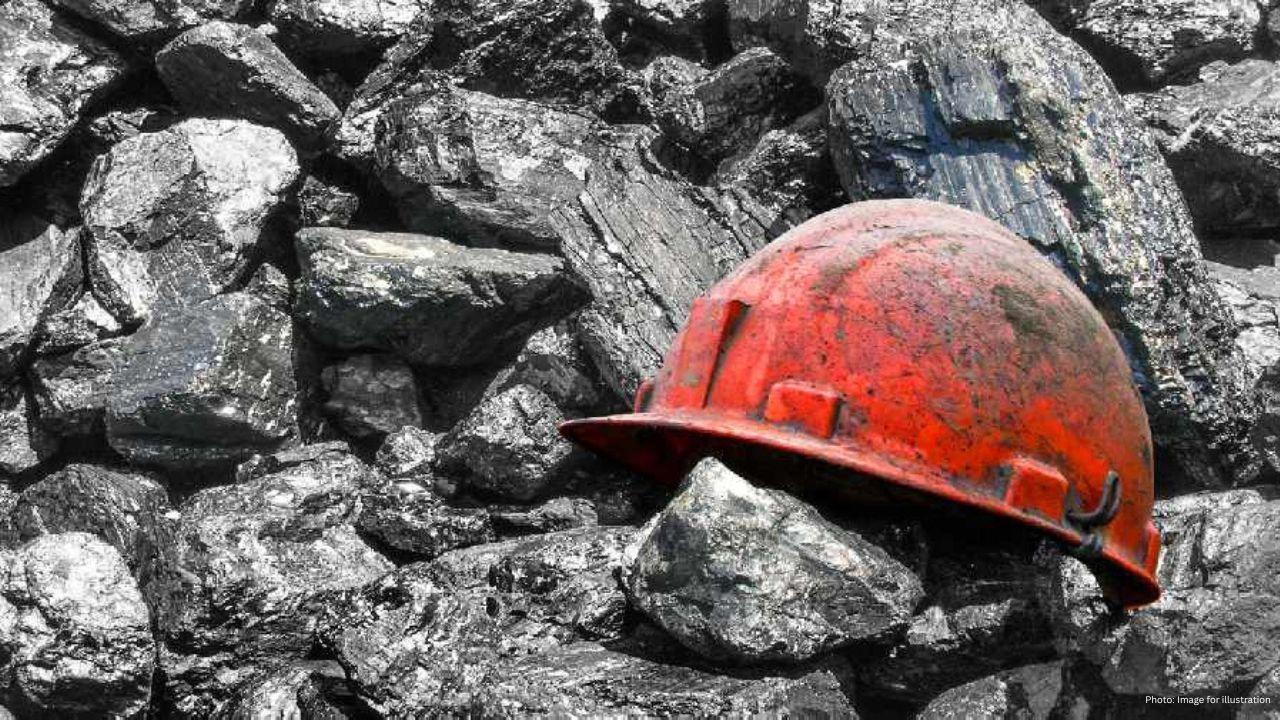 At Least 14 Dead After Mine Collapse in Southern Venezuela