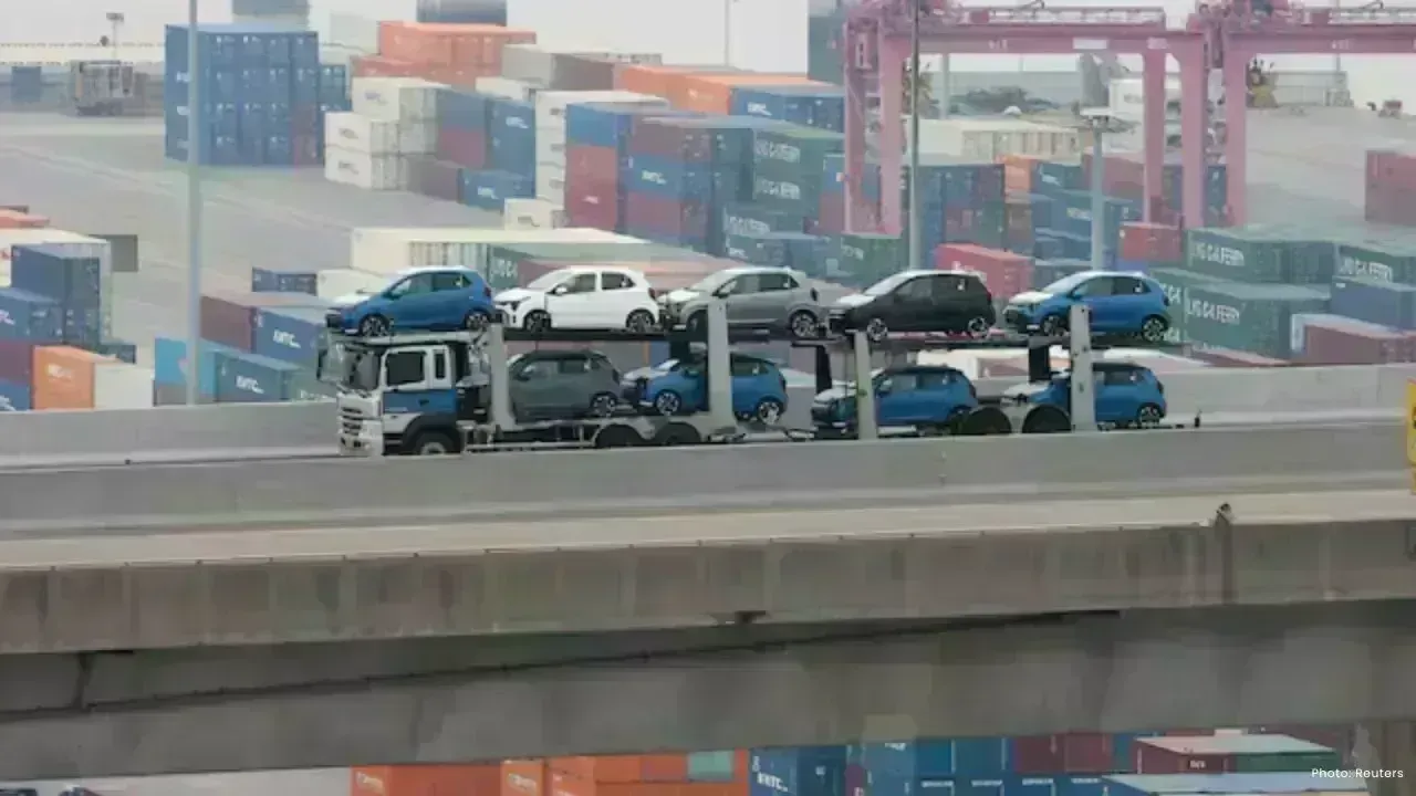 Trump Renews Tariff Threats Against South Korea Over Delayed Trade Deal