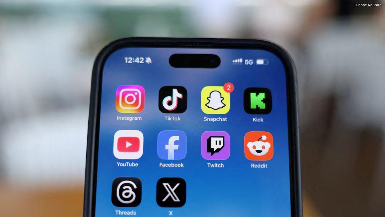 India Debates Social Media Ban for Teens as Global Concerns Grow